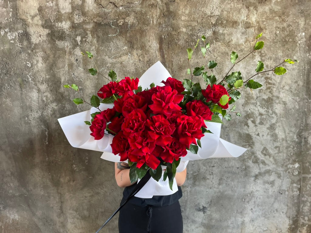 Melbourne Florist | Elegant Red Bouquets & Flower Delivery Melbourne ...