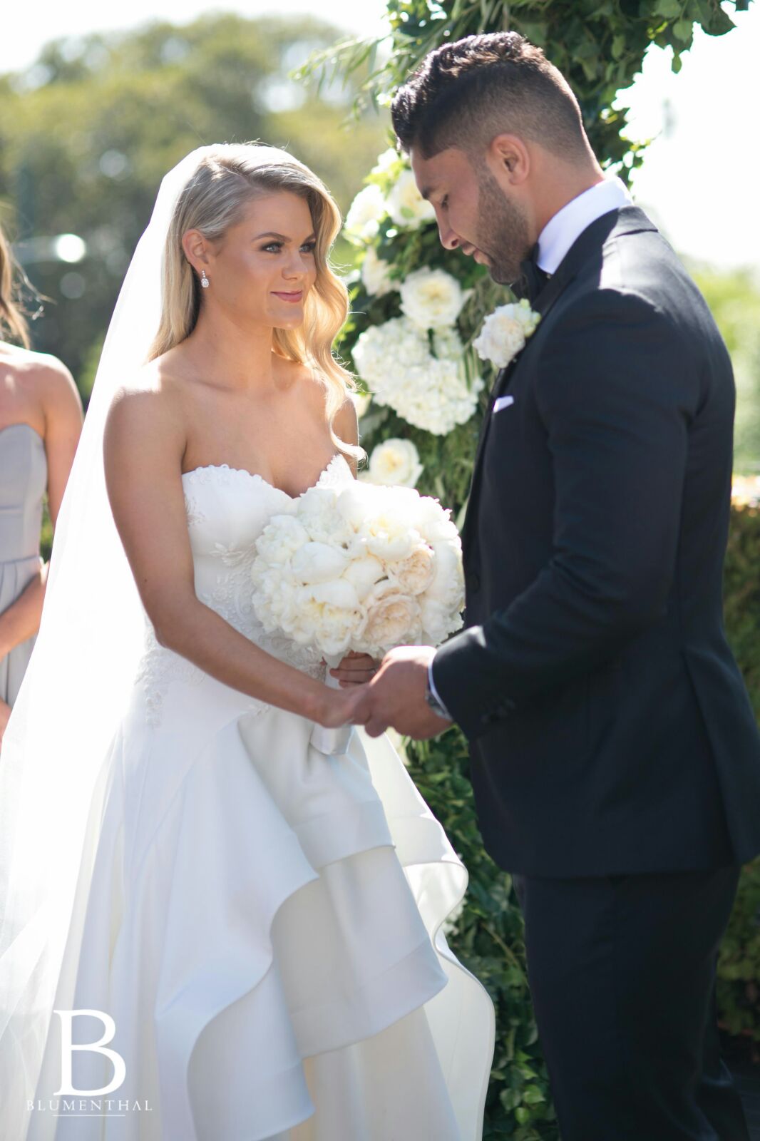 Wedding Flowers Highlight Loren Colby